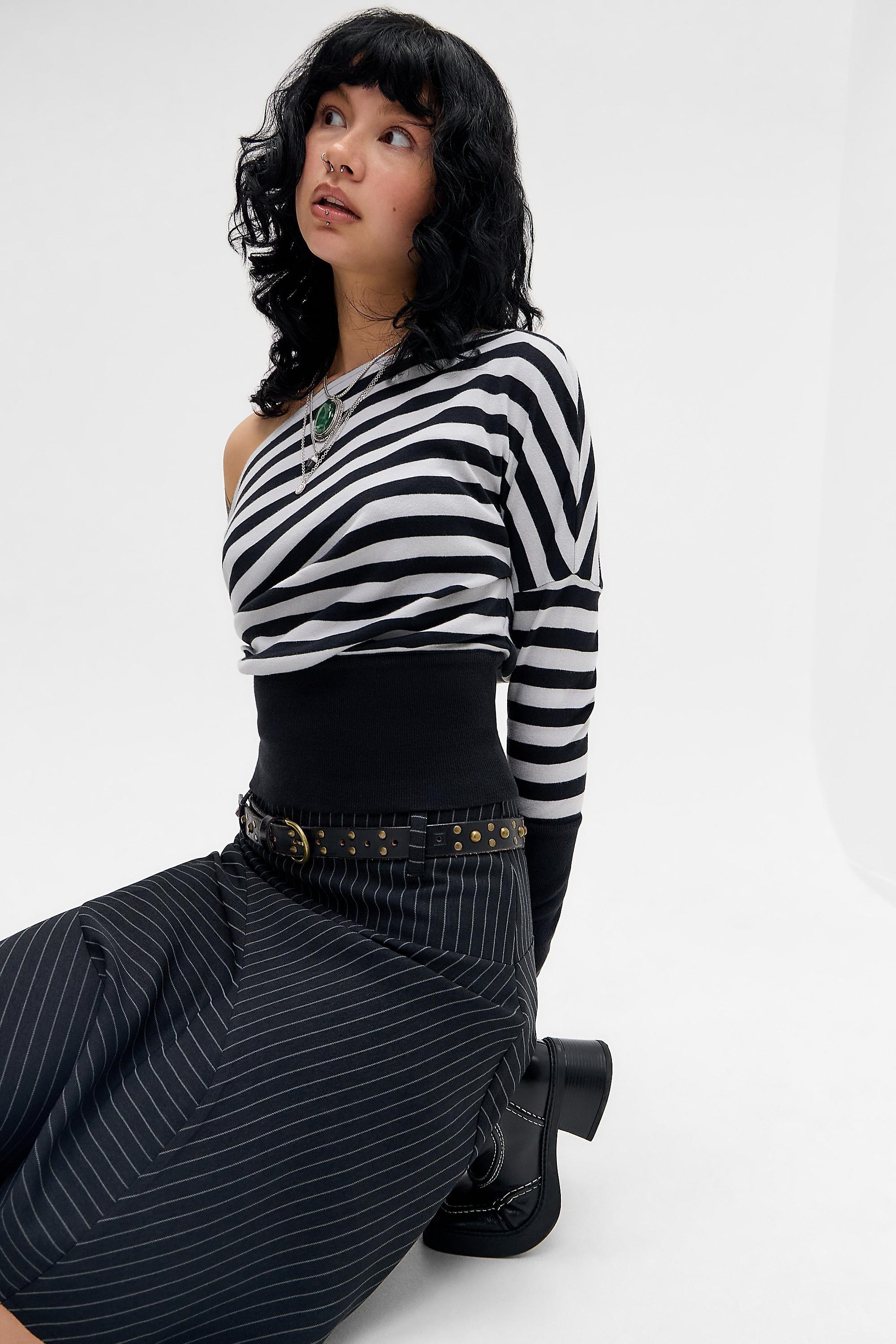 تسوق GREY PATTERN UO Jena Off-Shoulder Ribbed Top Urban Outfitters ...