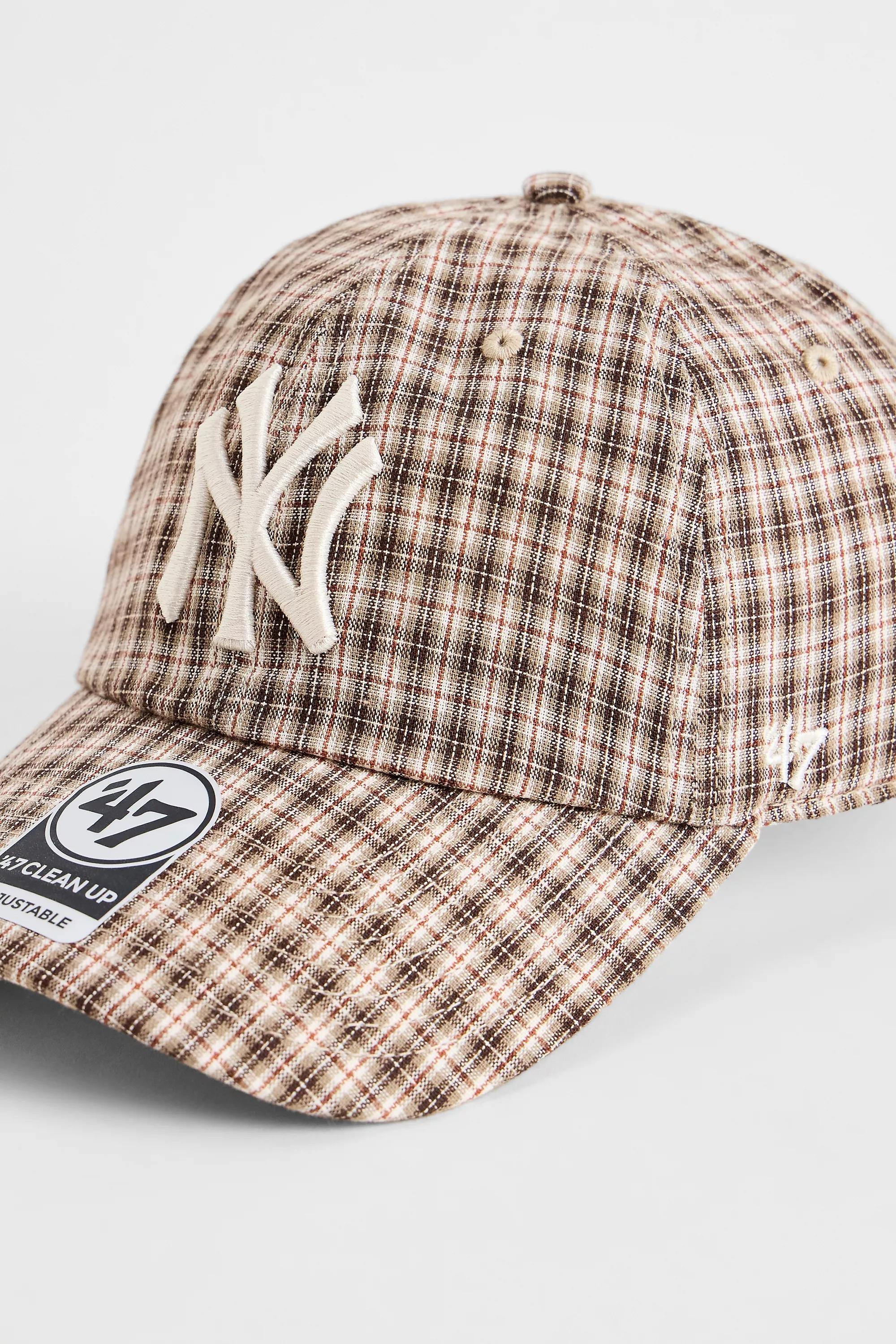 تسوق BROWN '47 Brand UO Exclusive Brown Check NY Yankees Clean Up Cap ...